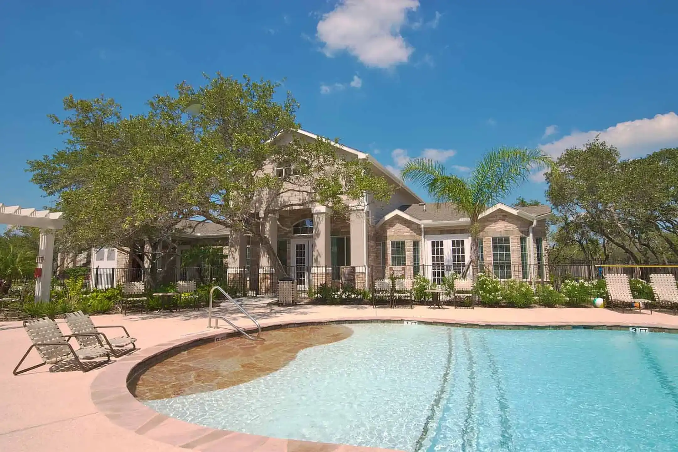 Oaks at Bentwater - 1702 FM 3036 - Rockport, TX | Rent.