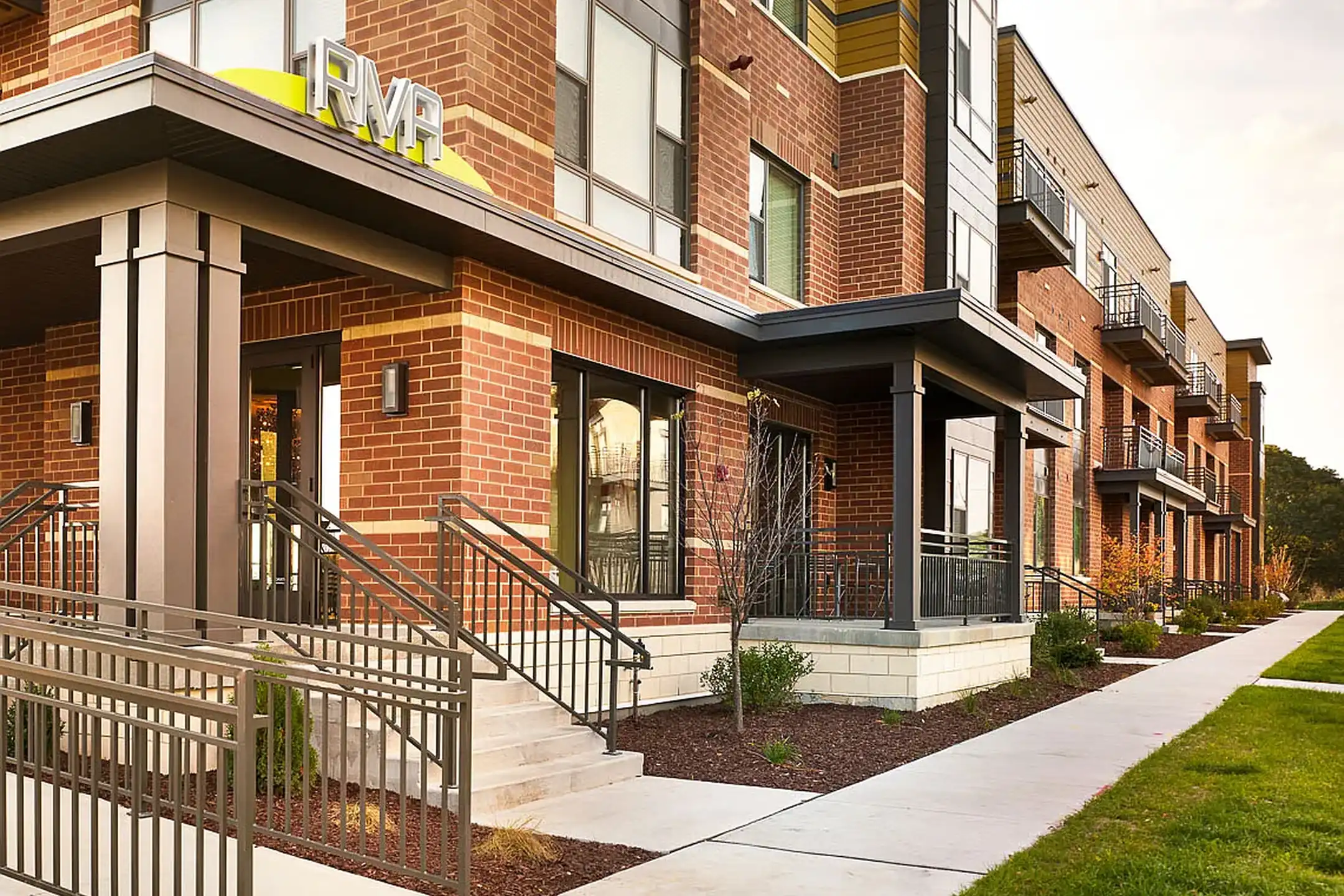 Riva - 5148 E Cheryl Pkwy - Fitchburg, WI | Rent.