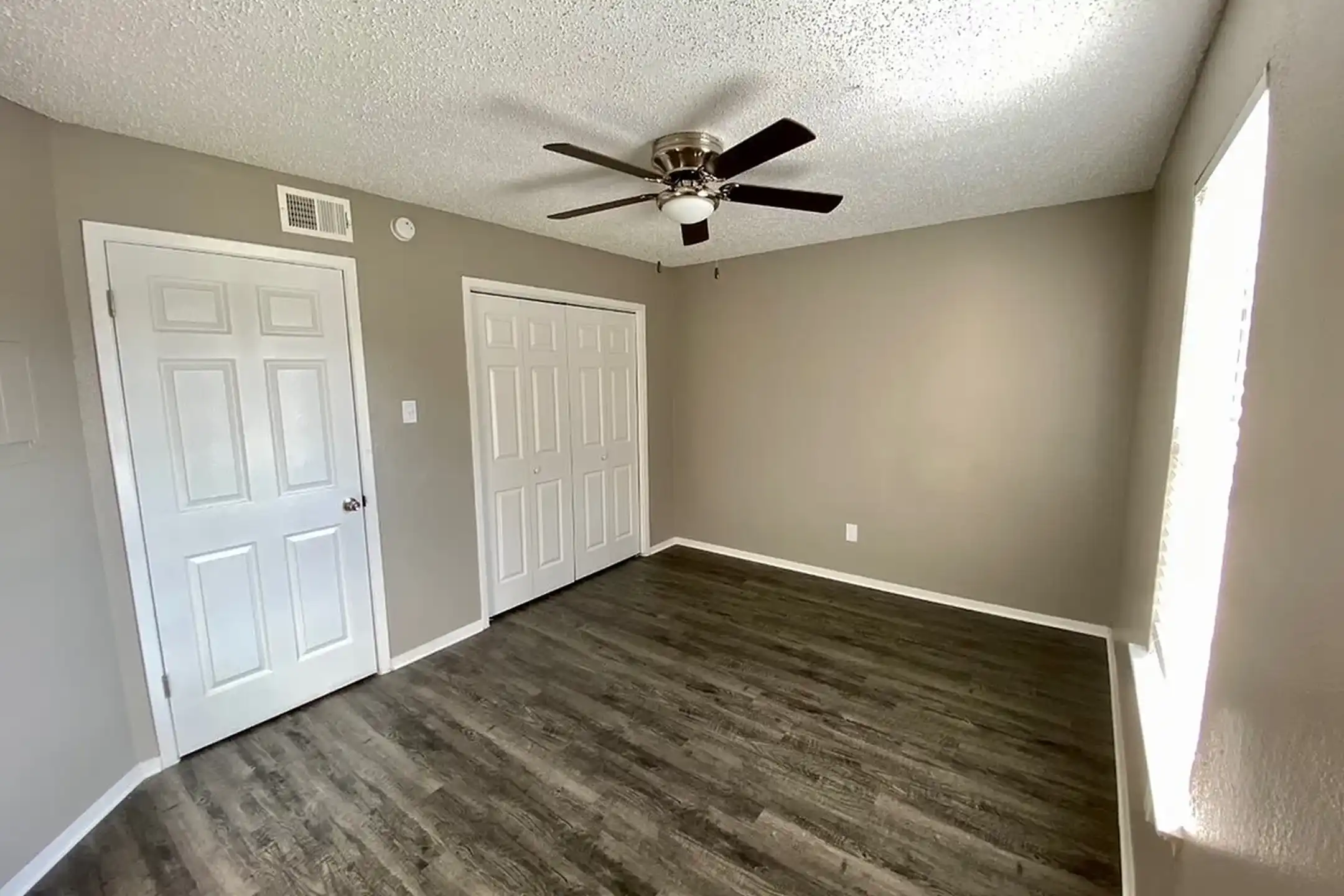 MACK PARK - 400 Audra Ln - Denton, TX | Rent.