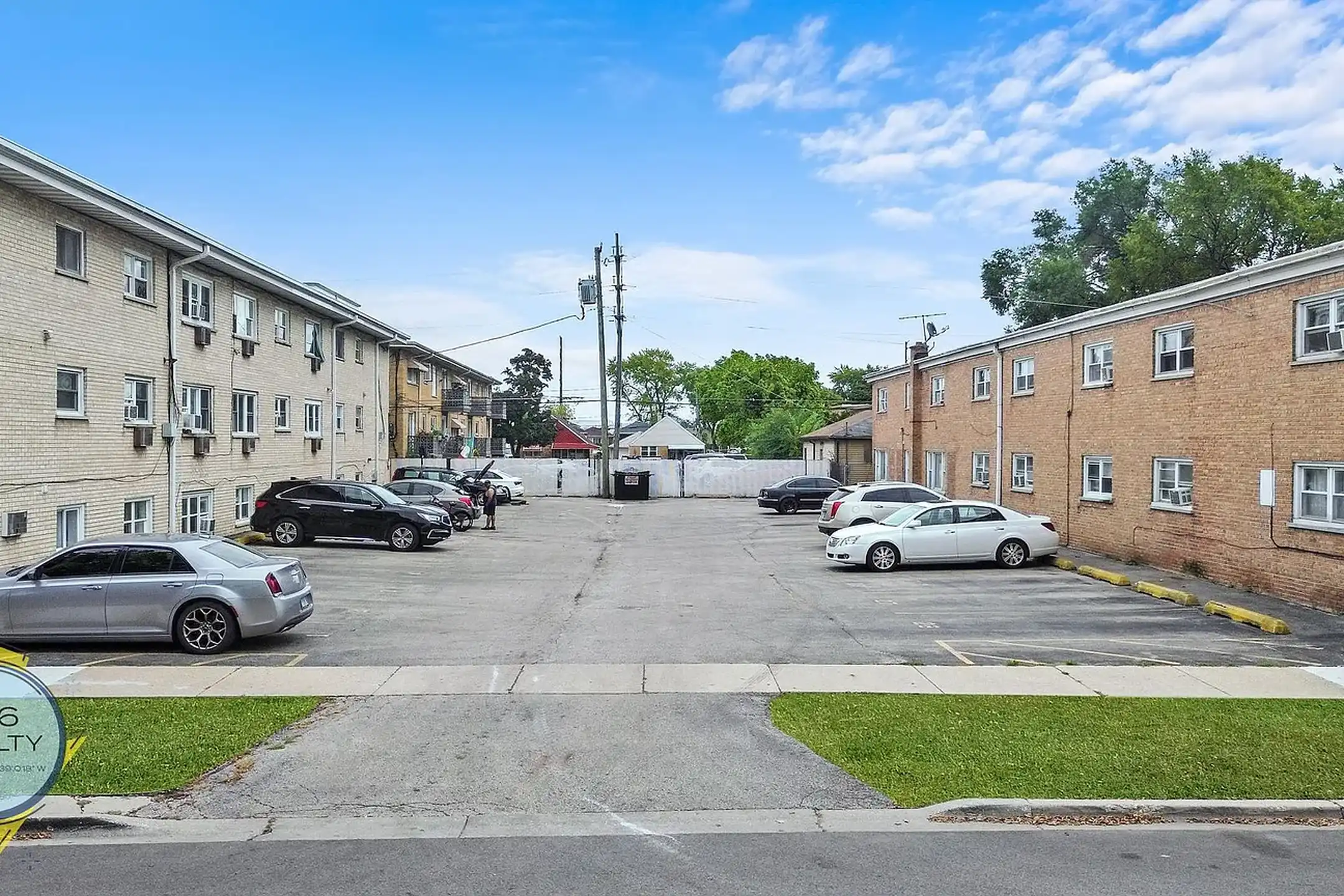Melrose Park Apartments - 1213 N 34th Ave - Melrose Park, IL | Rent.