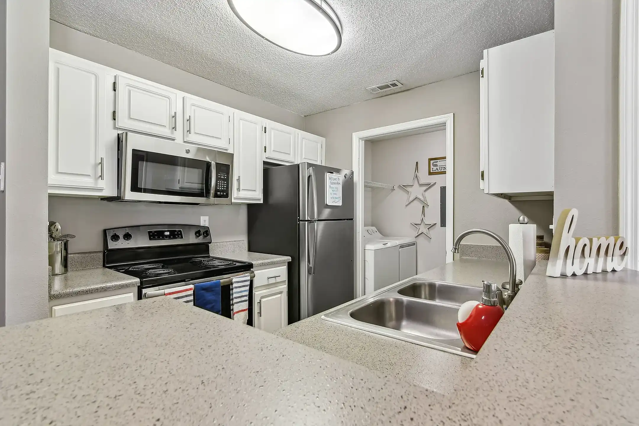 Galleria Park Apartments - 100 Robins West Pkwy - Warner Robins, GA | Rent.