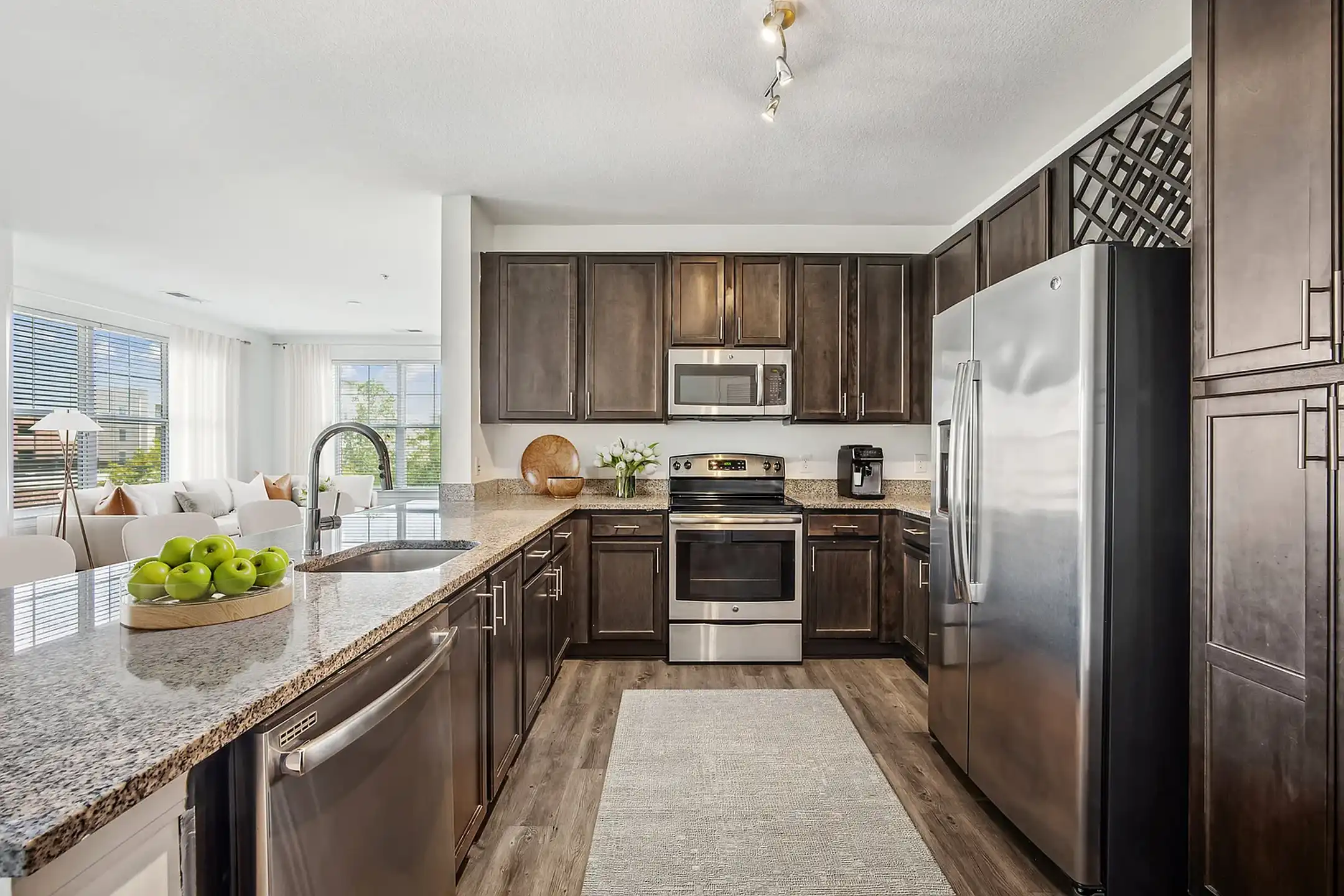 Aspire Apollo - 4451 Telfair Blvd - Camp Springs, MD | Rent.