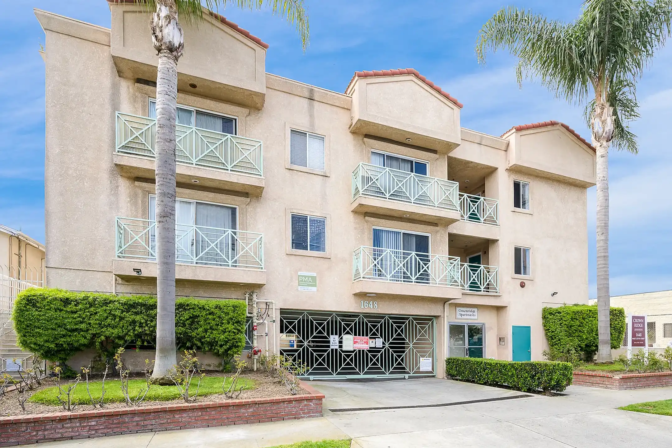 Crown Ridge Apartments - 1648 W 227th St - Torrance, CA | Rent.