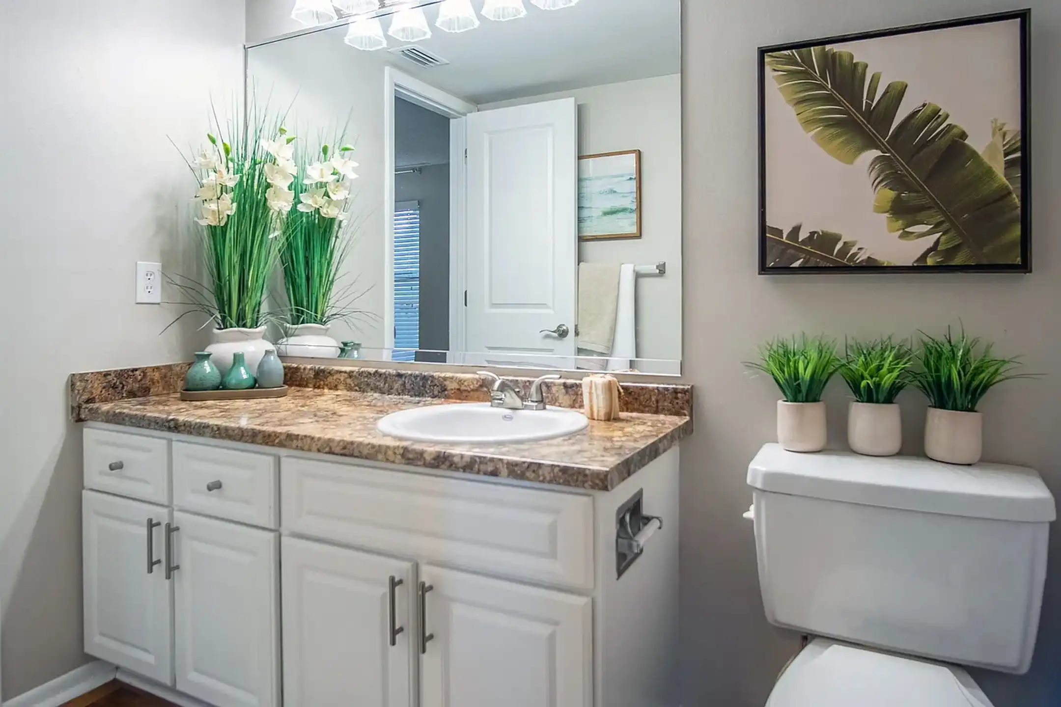 River Reach - 2000 River Reach Dr - Naples, FL | Rent.