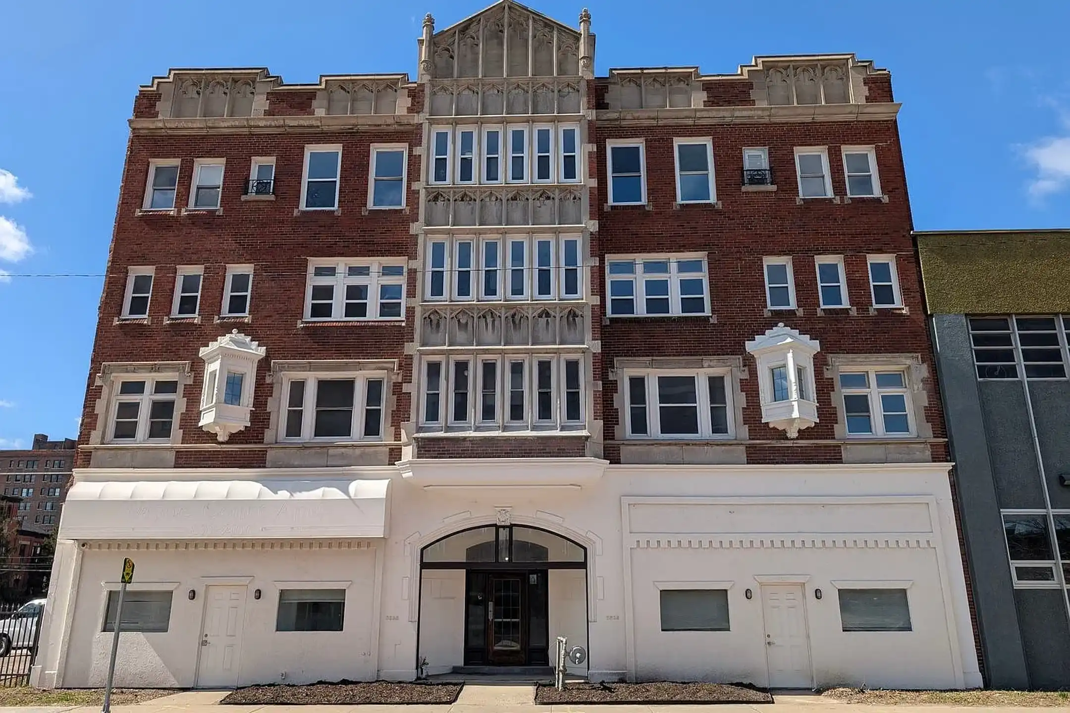 3523-3525 Cass Ave - Detroit, MI | Rent.