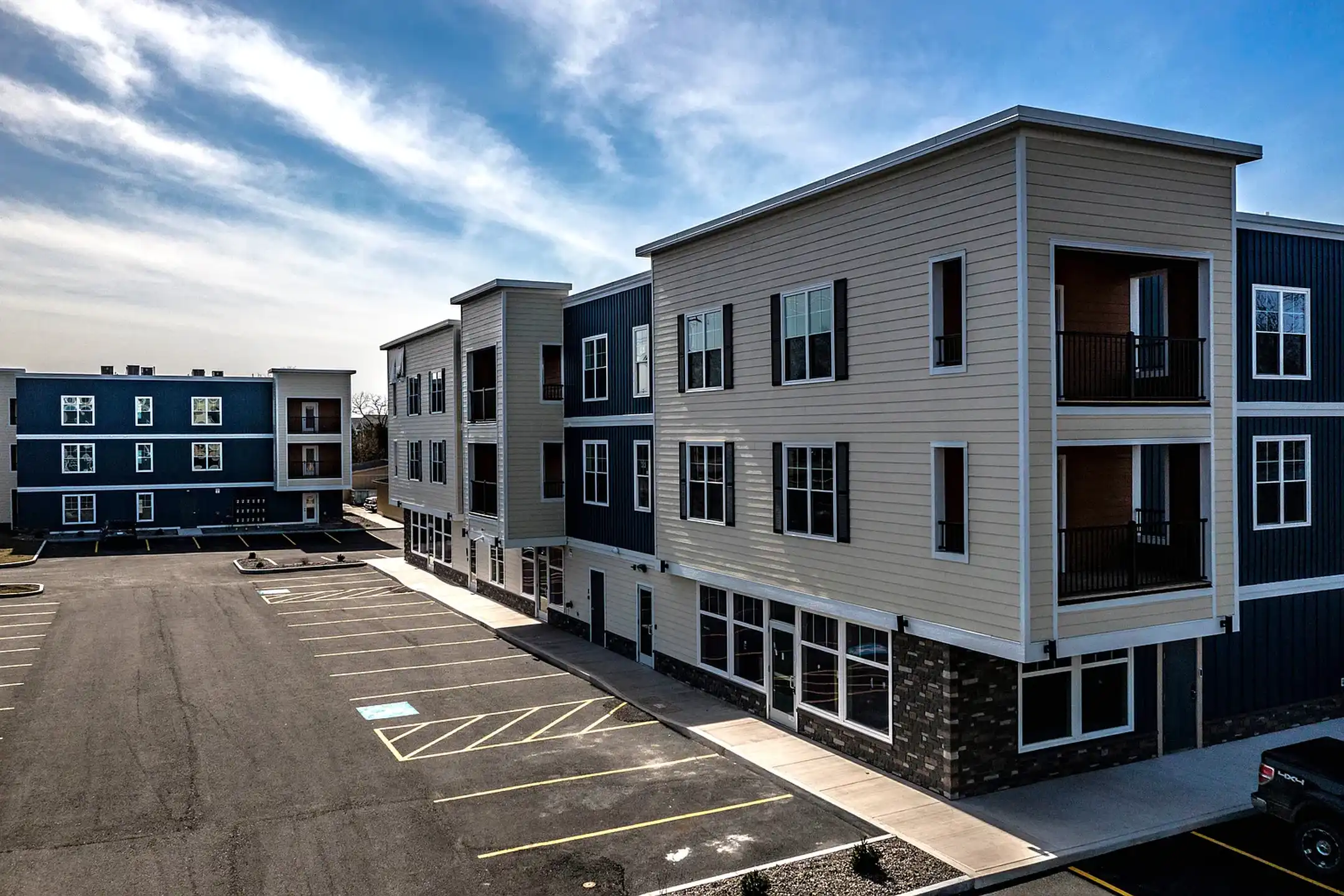 The Residences at LeMoyne Manor - 629 Old Liverpool Rd - Liverpool, NY ...