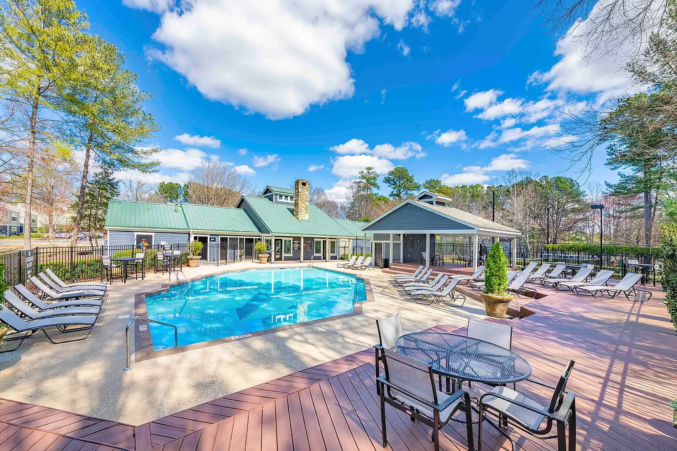 MAA Park Place - 110 Southport Rd - Spartanburg, SC | Rent.
