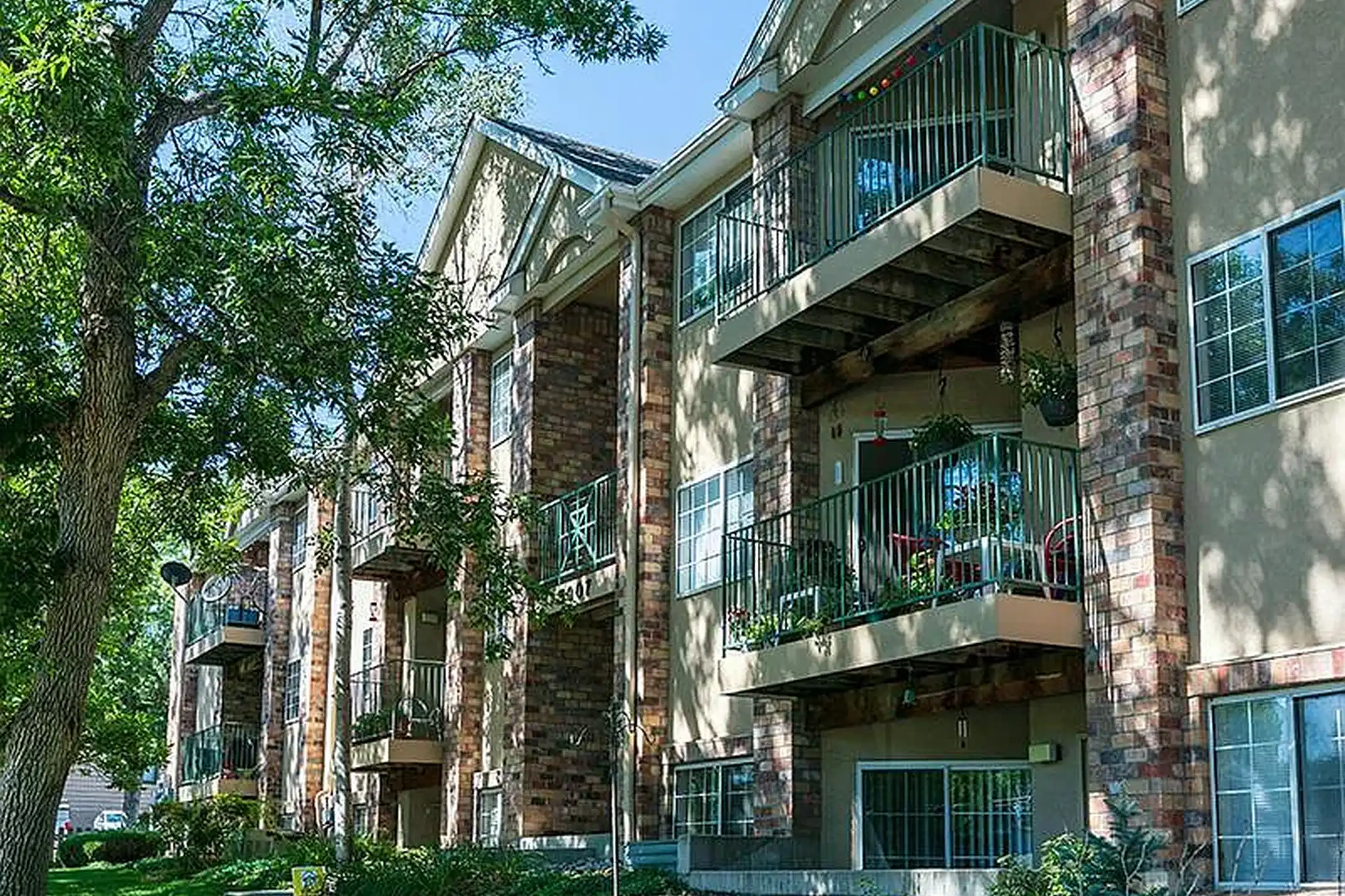 Ketring Park - 5907 S Gallup St - Littleton, CO | Rent.