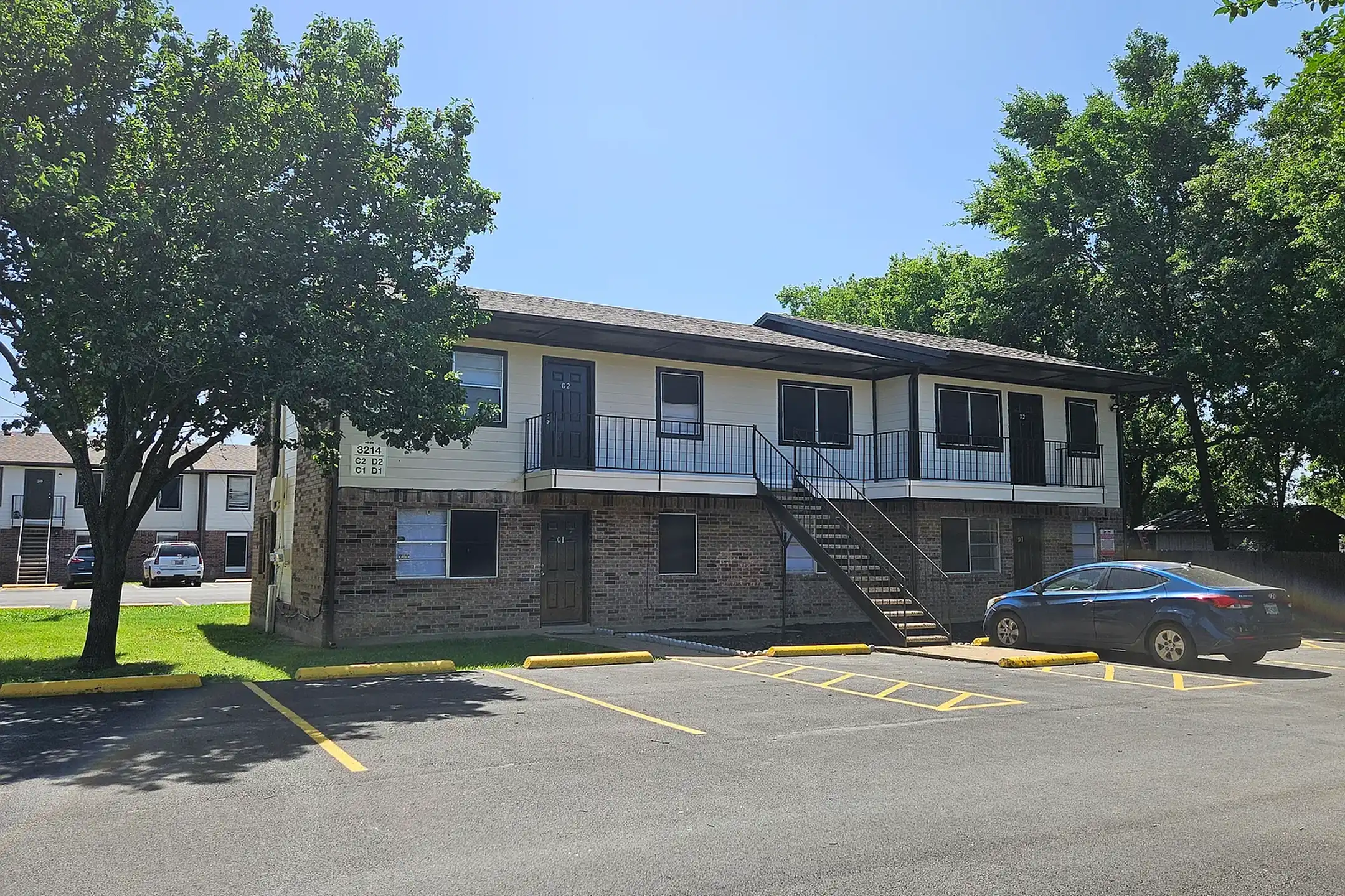 Autumn Run Apartments - 3212 Balch Springs Rd - Balch Springs, TX | Rent.