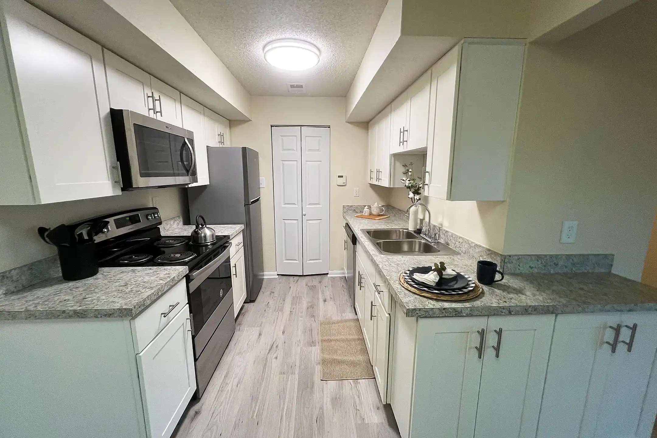Monroeville Apartments at Belmont Ridge - 1100 Belmont Blvd ...