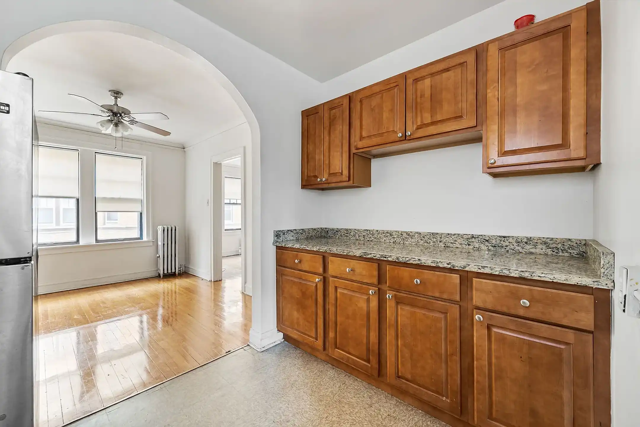 7535 West Jackson - 7535 Jackson Blvd - Forest Park, IL | Rent.
