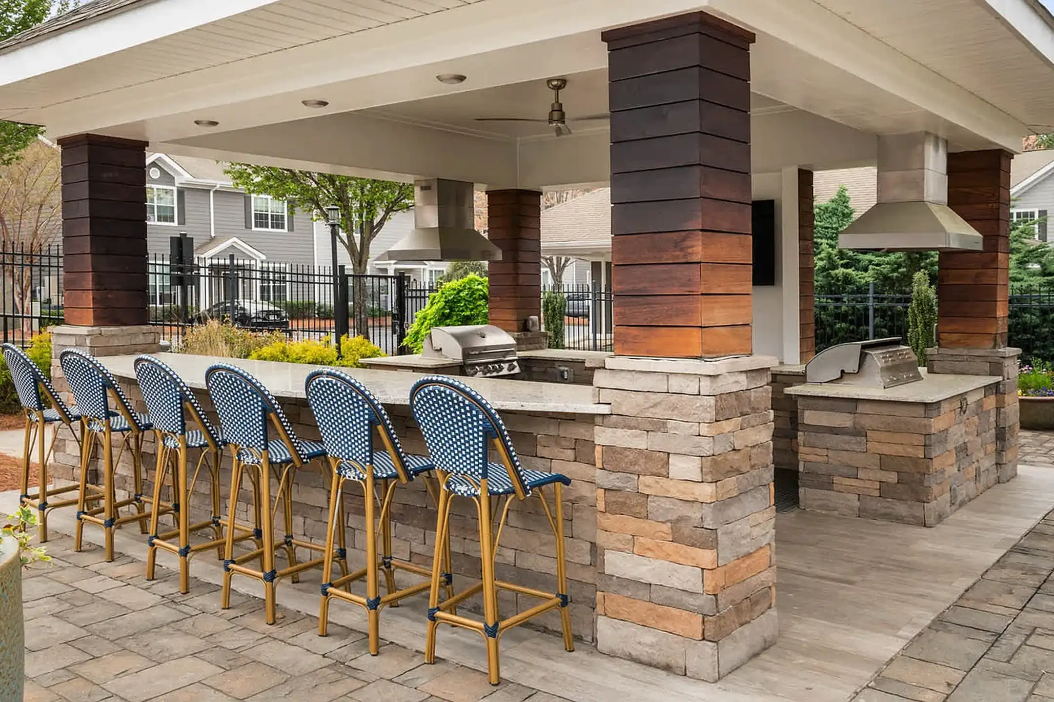 Summit Crossing - 3920 Ivy Summit Ct - Cumming, GA | Rent.