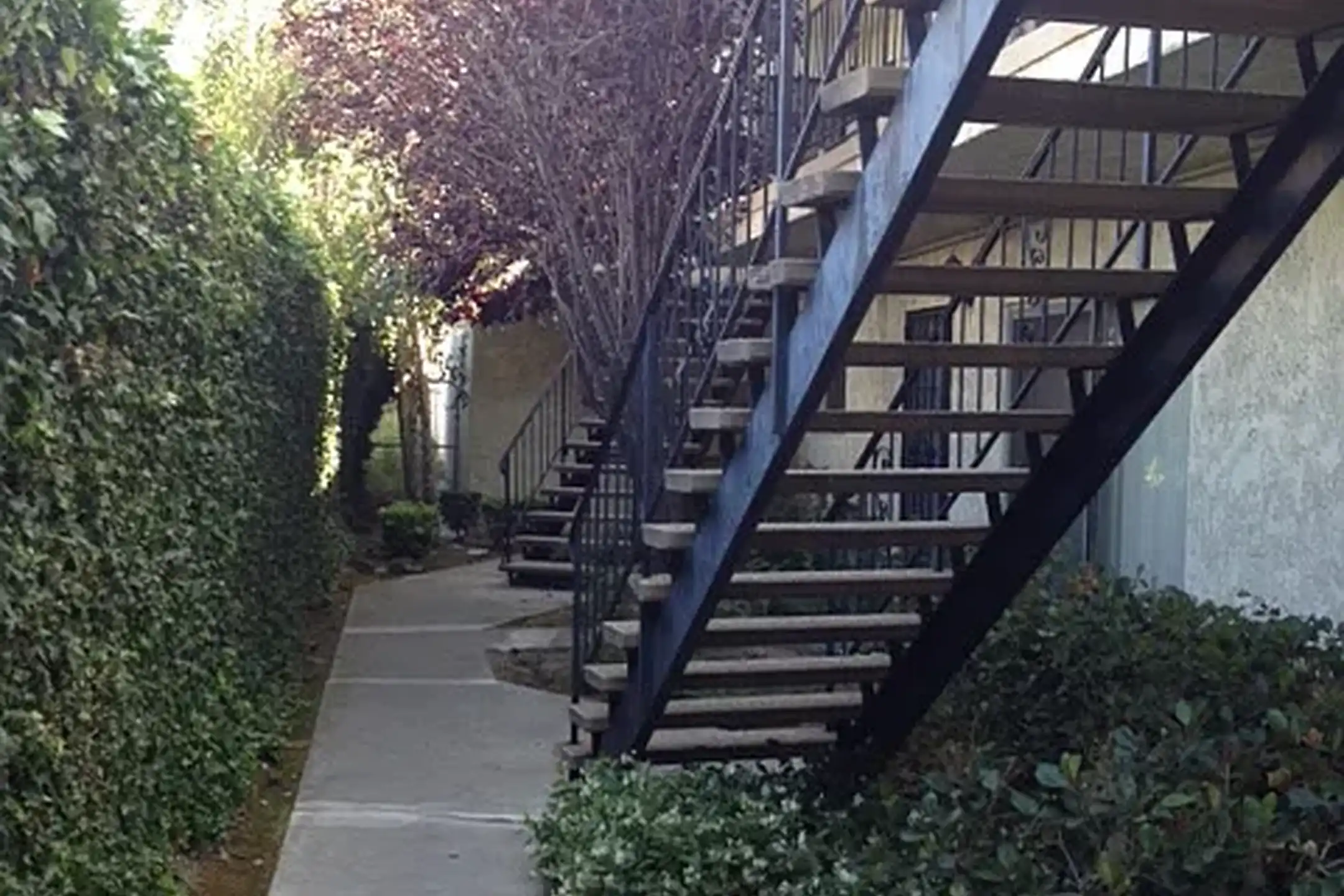 The Web Apartments - 2816 W 182nd St - Torrance, CA | Rent.