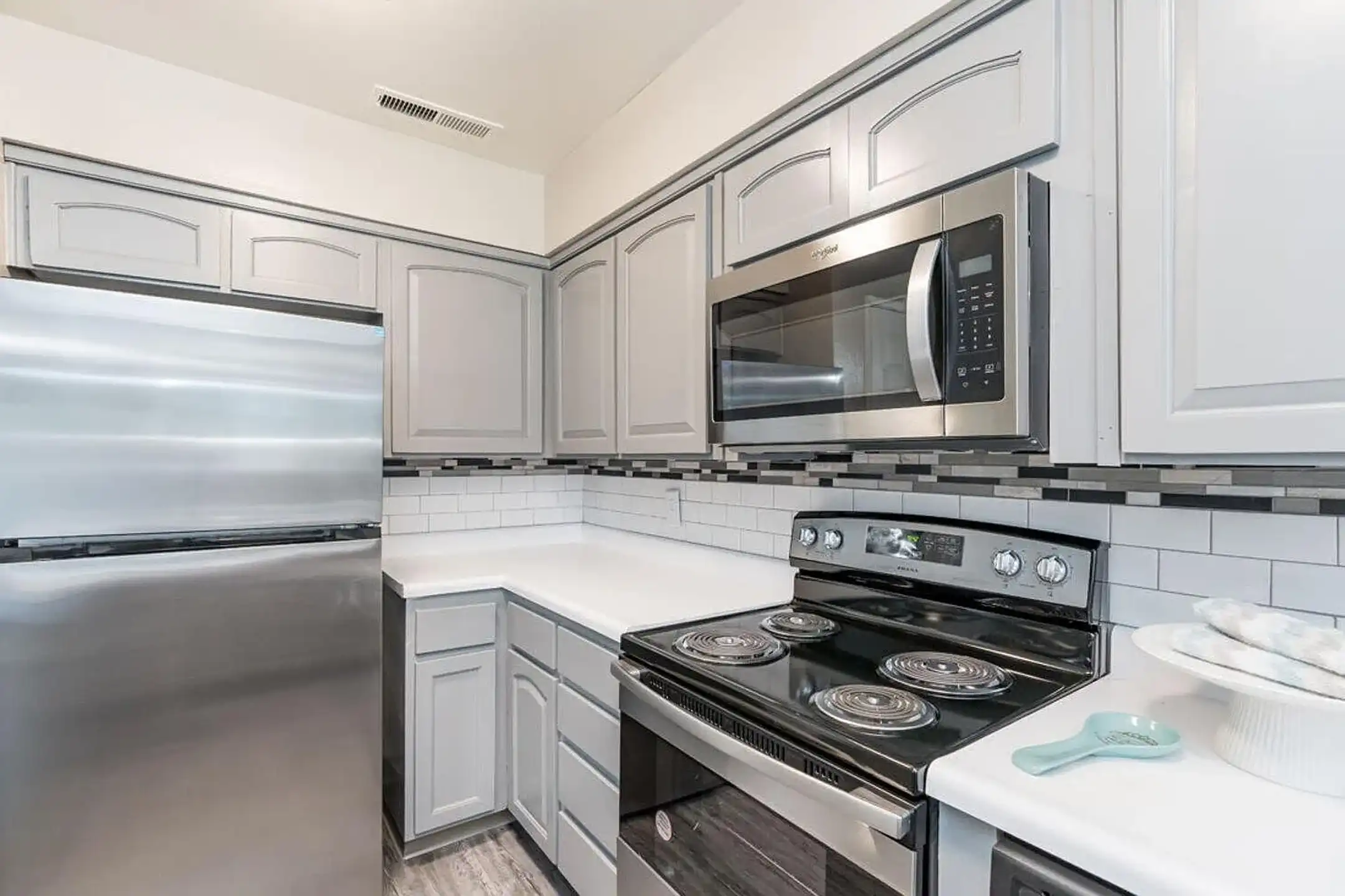 Torrey Ridge - 222 S Clovis Ave - Fresno, CA | Rent.