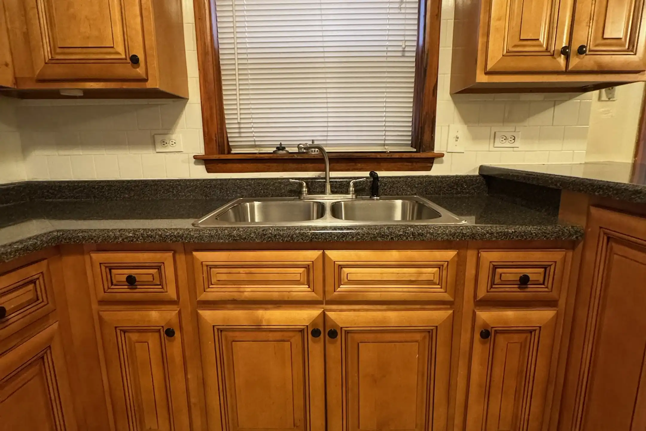 16443 S Halsted St unit Unit 2 - Harvey, IL | Rent.