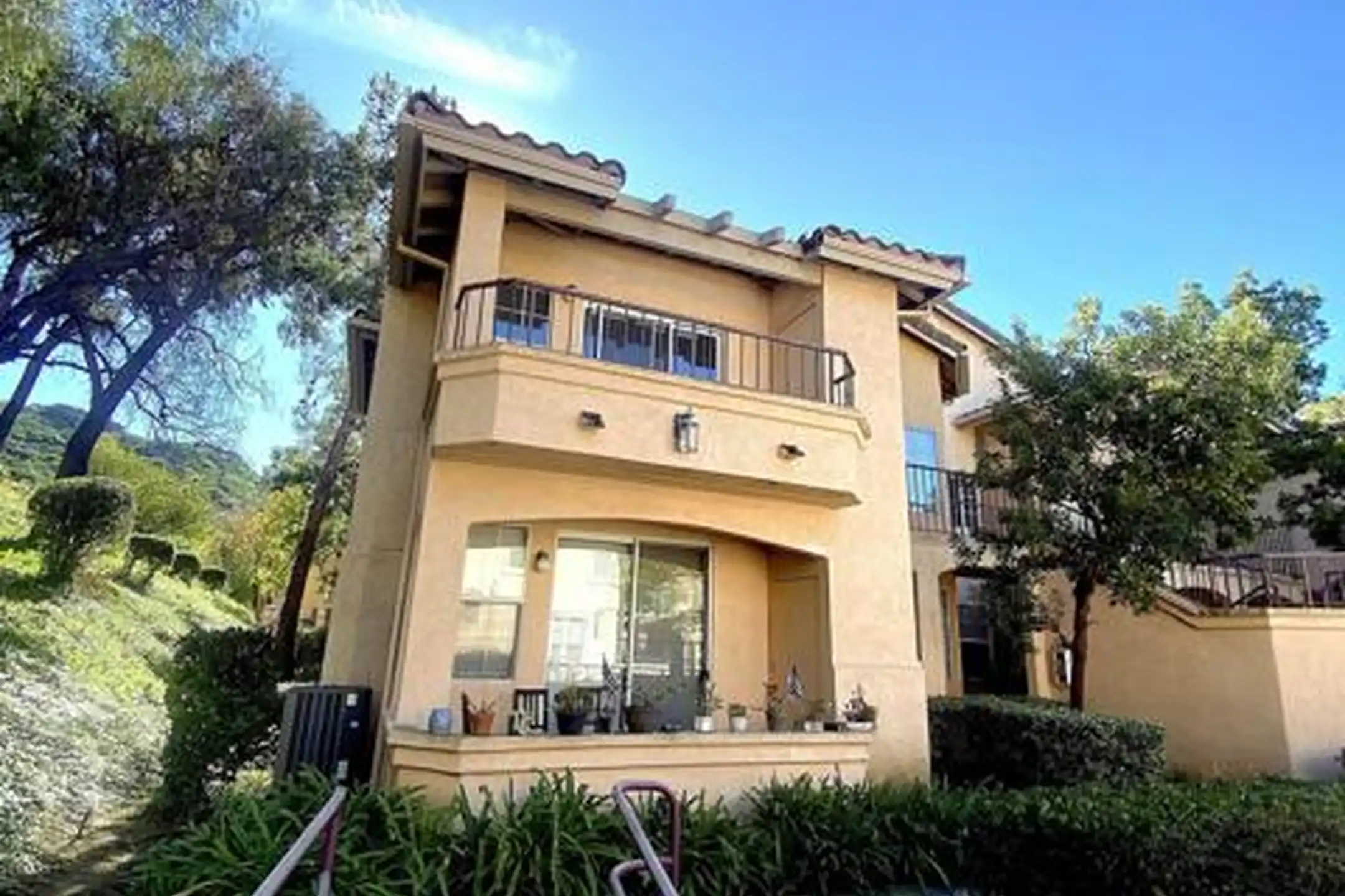 18644 Caminito Cantilena unit 264 - San Diego, CA | Rent.