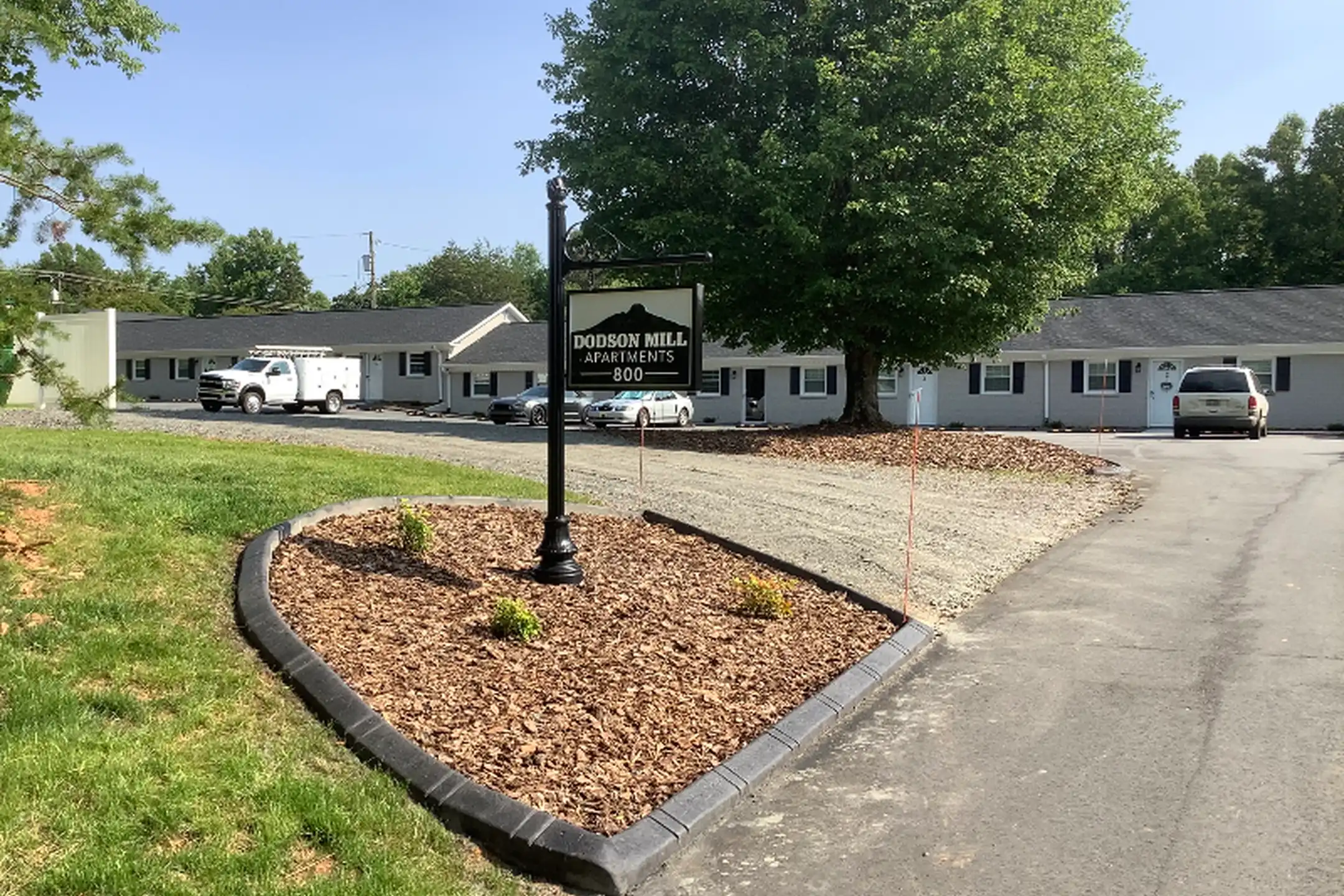 800 Dodson Mill Rd unit Apt #9 - Pilot Mountain, NC | Rent.