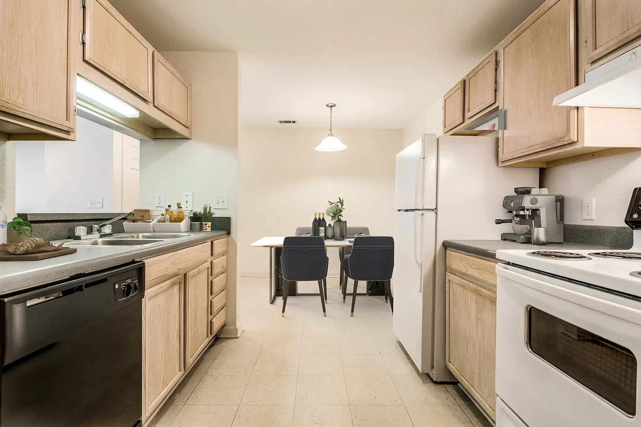 Cardinal Pointe - 1711 Wallick Ln - Rock Hill, SC | Rent.