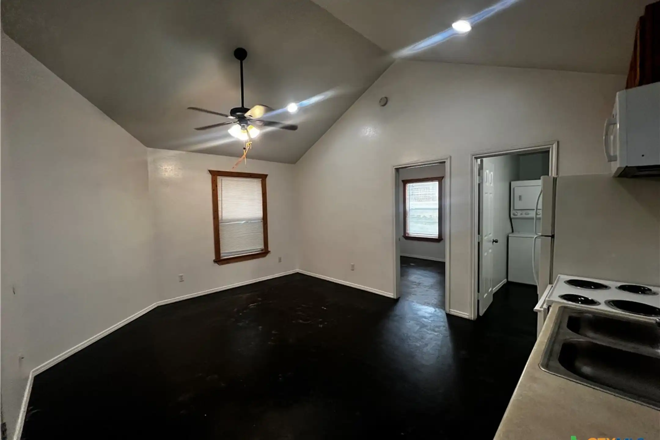 41170 FM3159 unit 303 - Canyon Lake, TX | Rent.