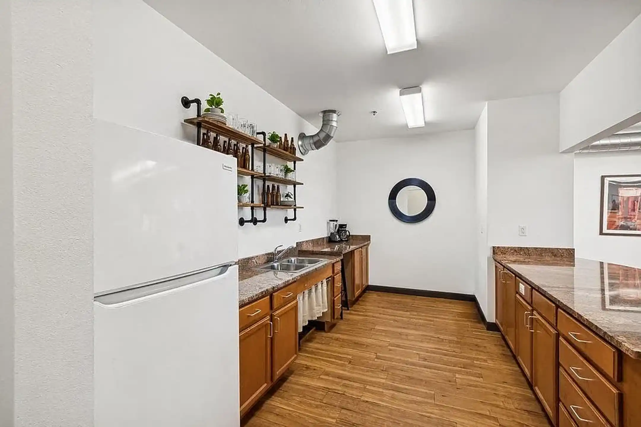 Blue Ribbon Lofts - 901 W Winnebago St - Milwaukee, WI | Rent.