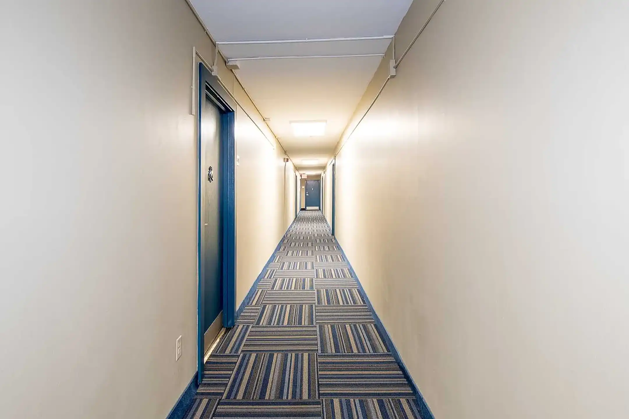 Ashley Court Apartments - 10900 Bustleton Ave - Philadelphia, PA | Rent.