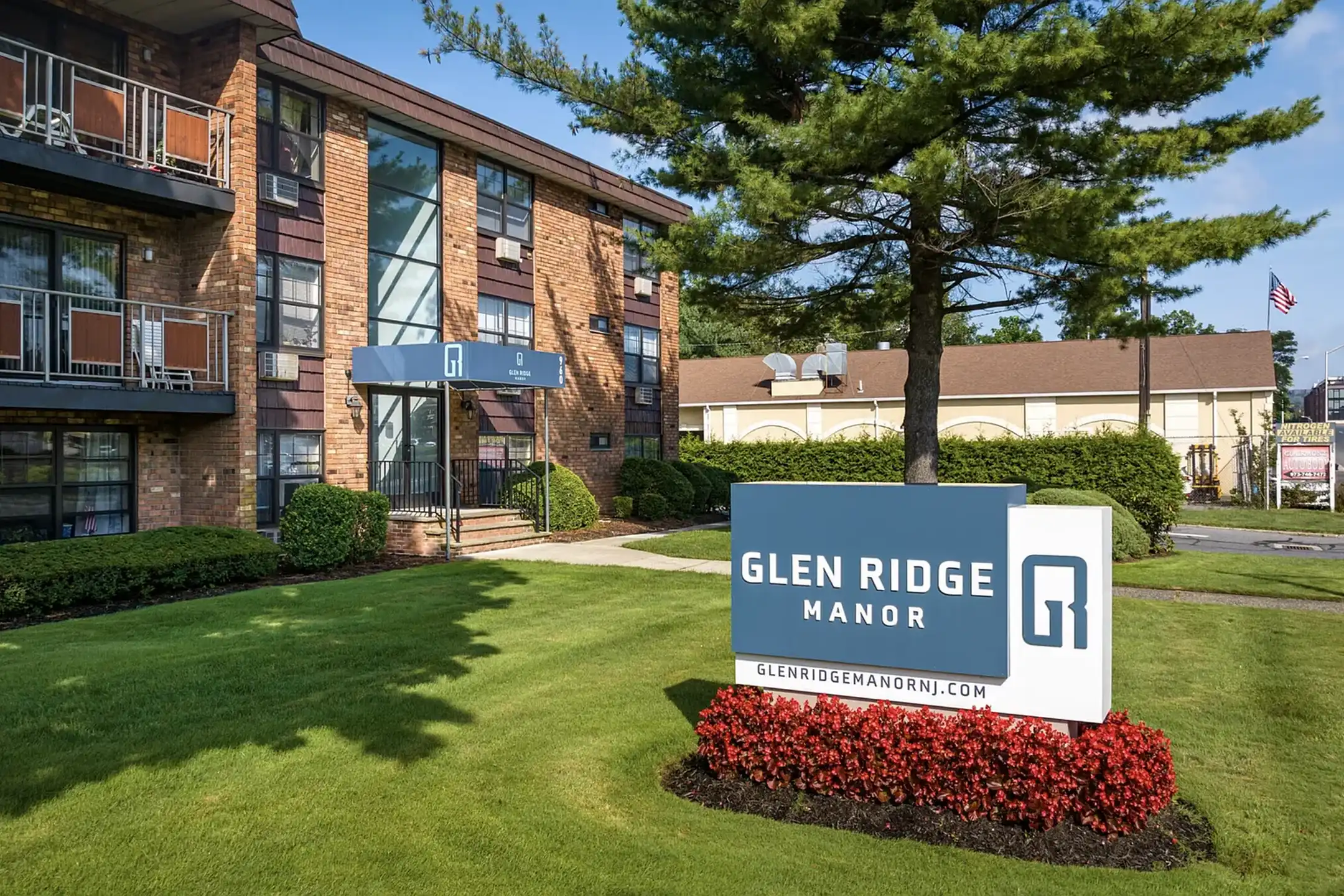 Glen Ridge Manor - 960 Bloomfield Ave - Glen Ridge, NJ | Rent.