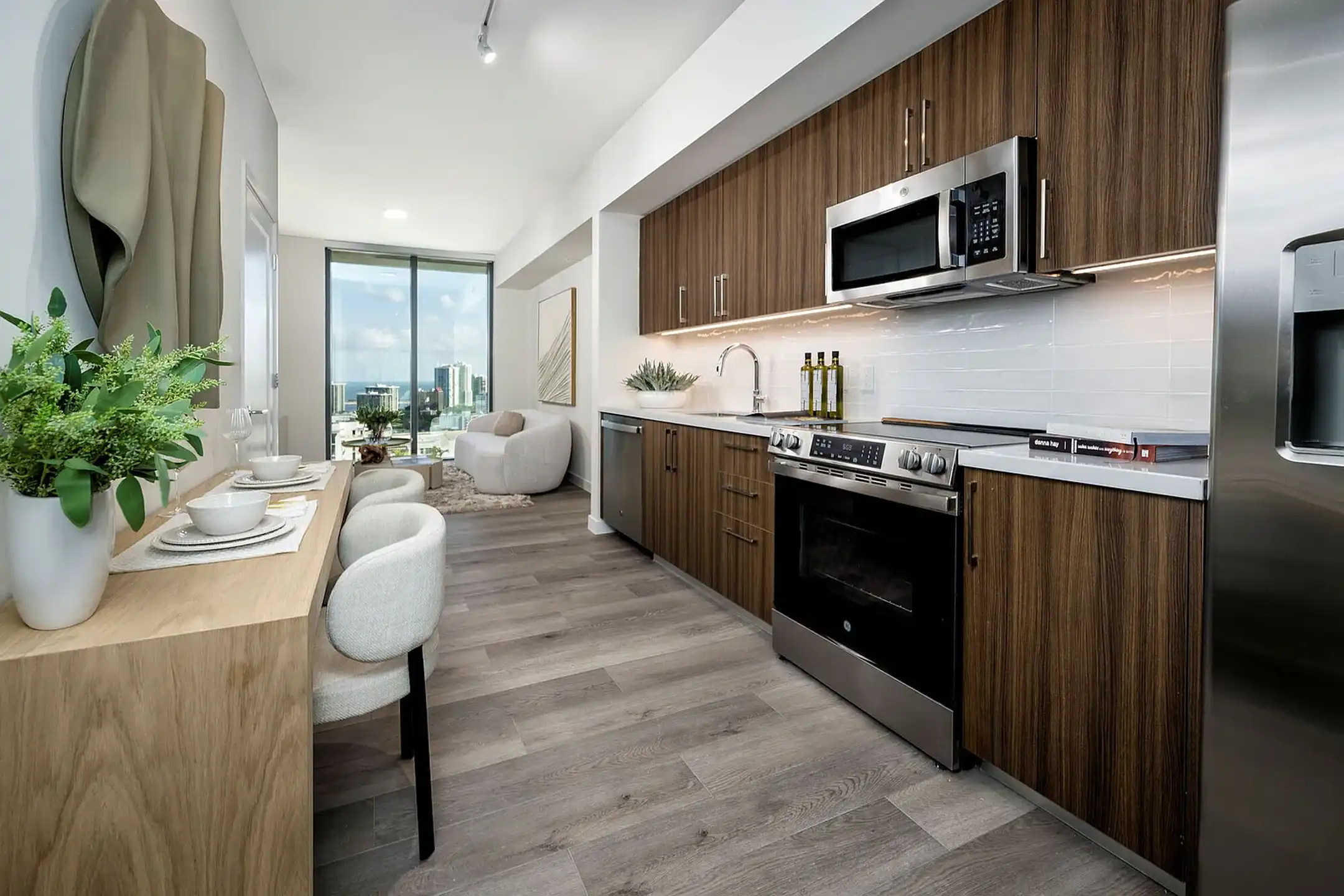 Magnus Brickell - 201 SW 10th St - Miami, FL | Rent.
