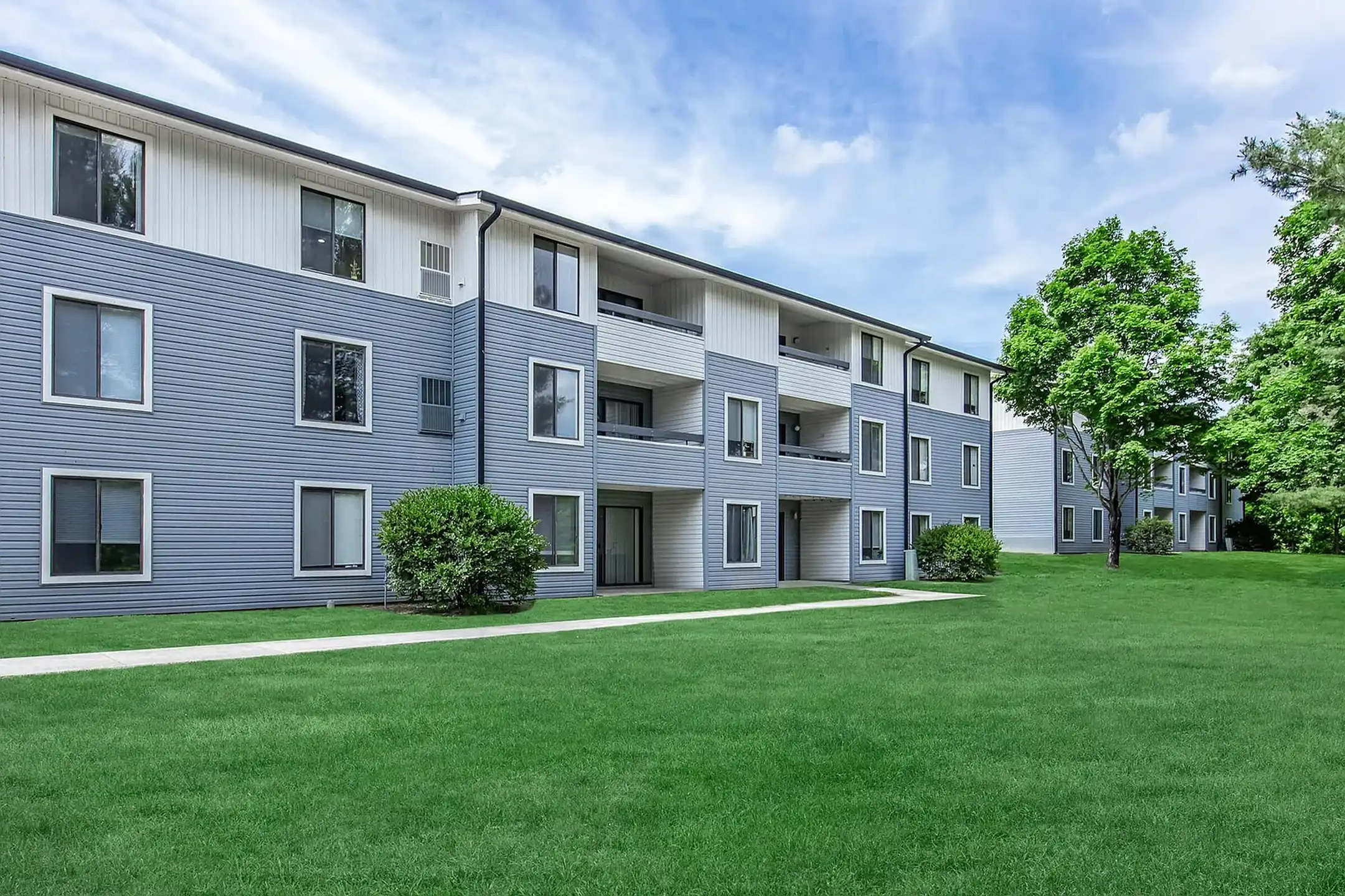 Foxridge Apartment Homes - 750 Hethwood Blvd NW - Blacksburg, VA | Rent.