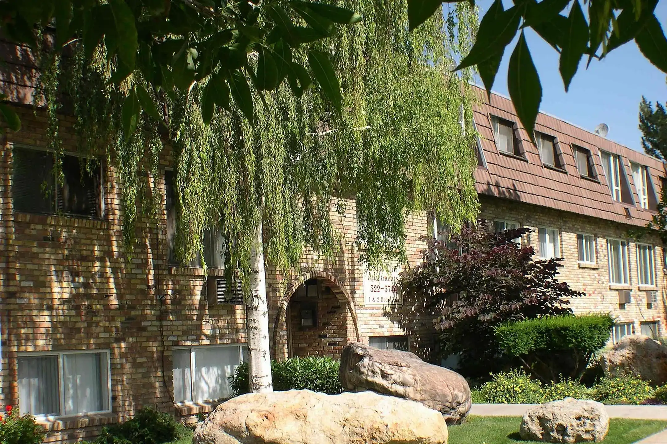 Cedar Cliff Apartments - 250 S 900 E - Salt Lake City, UT | Rent.