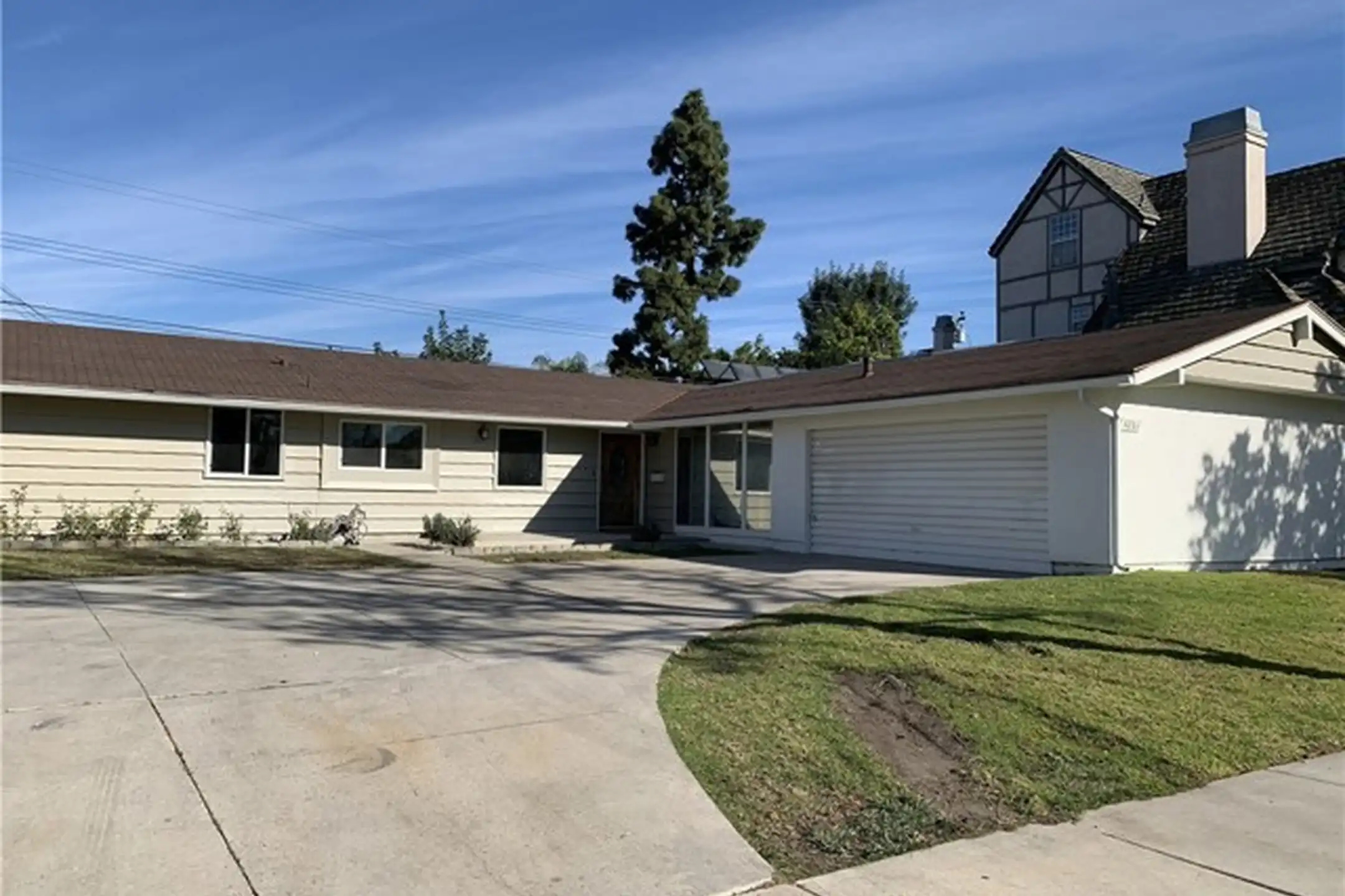 3261 Donnie Ann Rd - Los Alamitos, CA | Rent.