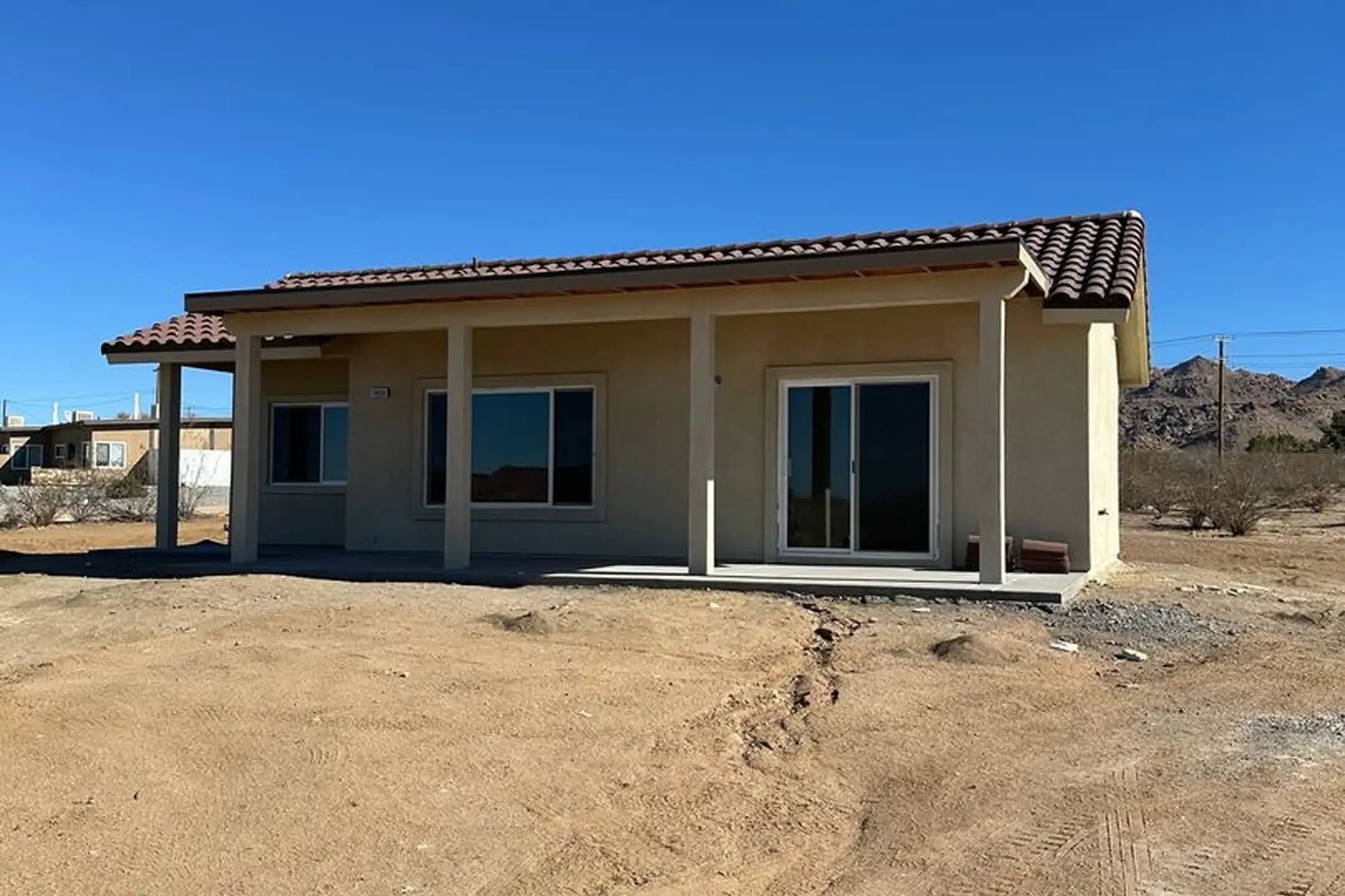 17465 Pauhaska Rd unit 2 - Apple Valley, CA | Rent.
