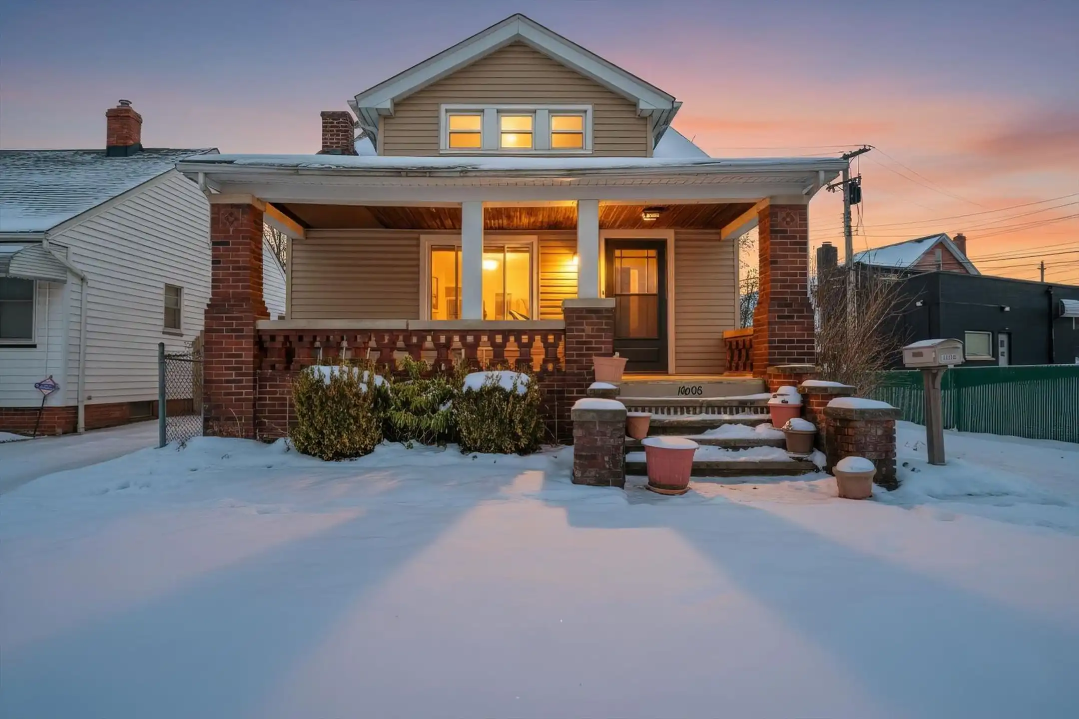 10608 Wadsworth Ave - Garfield Heights, OH | Rent.