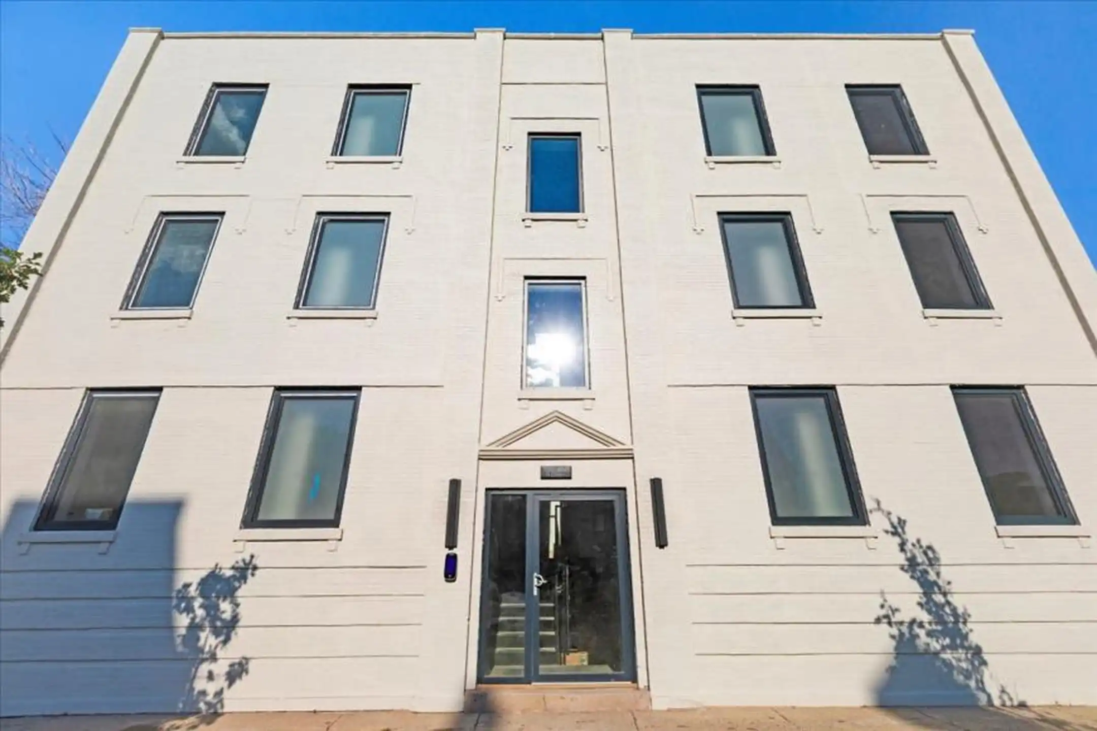 2023 N Drake Ave - Chicago, IL | Rent.