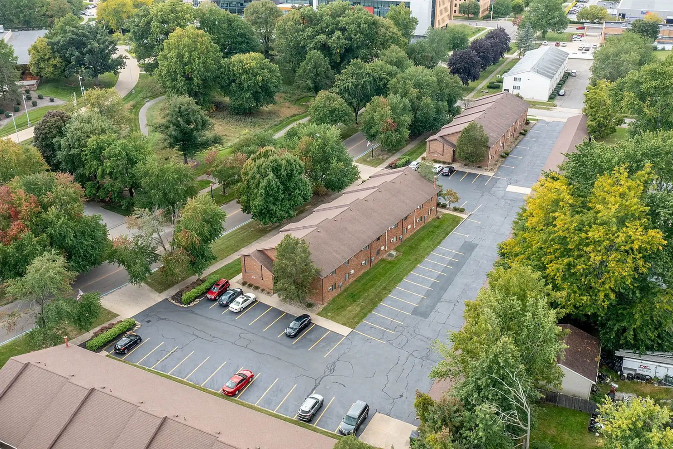 Firestone Park - 101 E Firestone Blvd - Akron, OH | Rent.