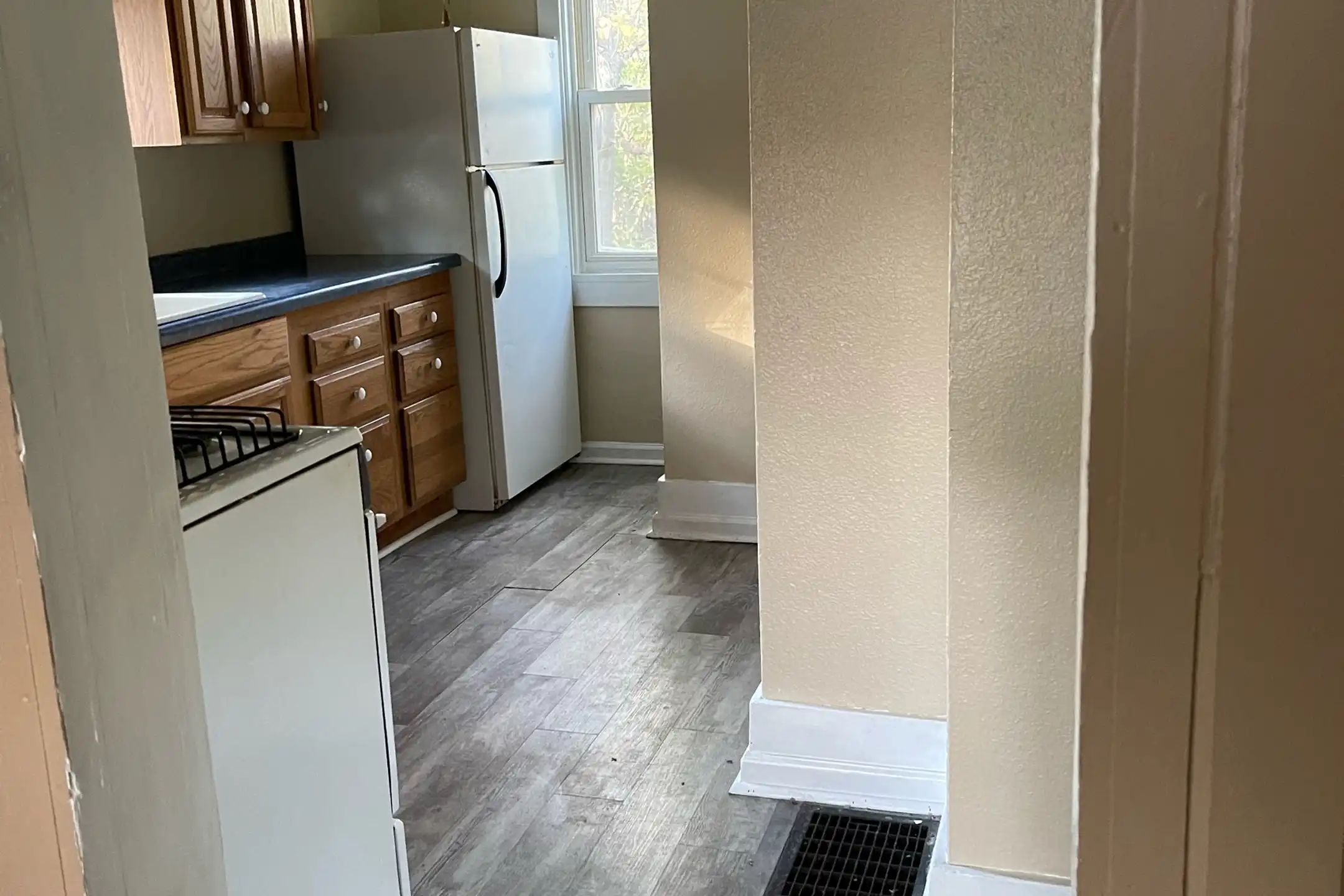 226 Hawkeye Ave - Fort Dodge, IA | Rent.