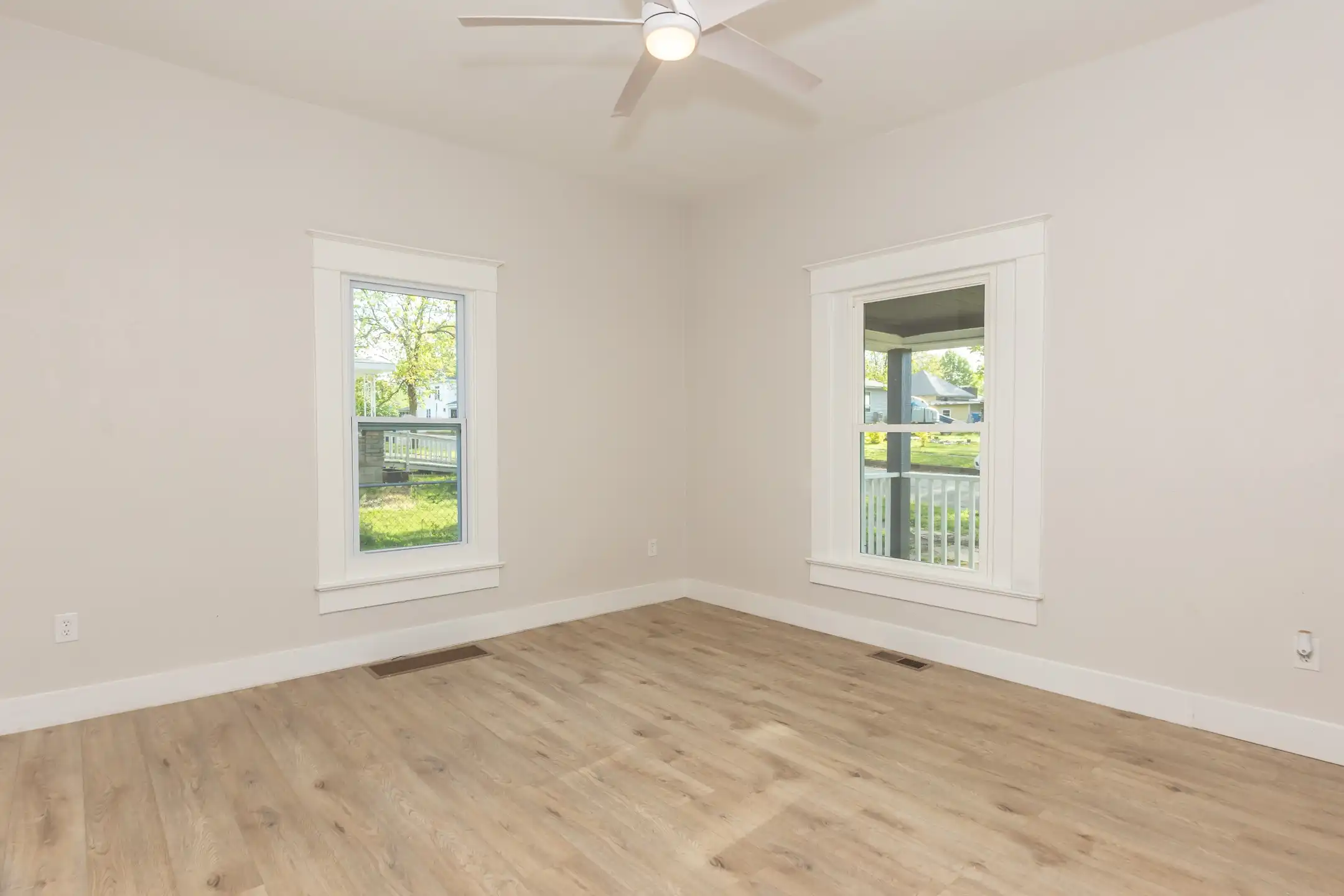 207 N Leeds Ave - Eldon, MO | Rent.