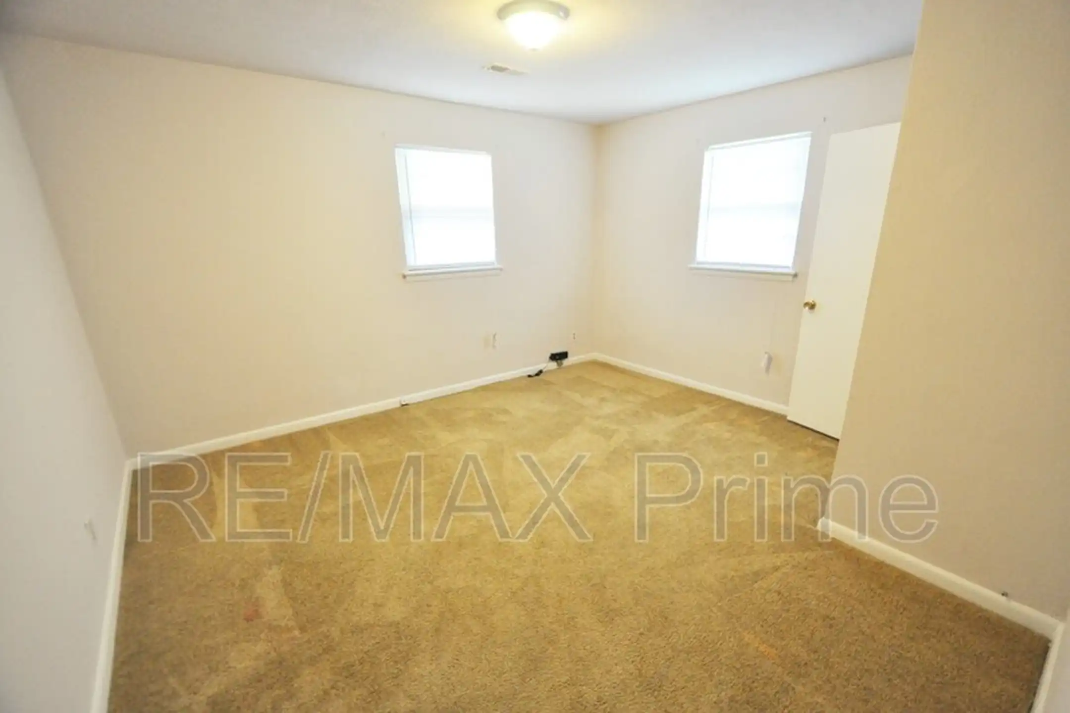 2 McDonald Rd unit # A - Hampton, VA | Rent.