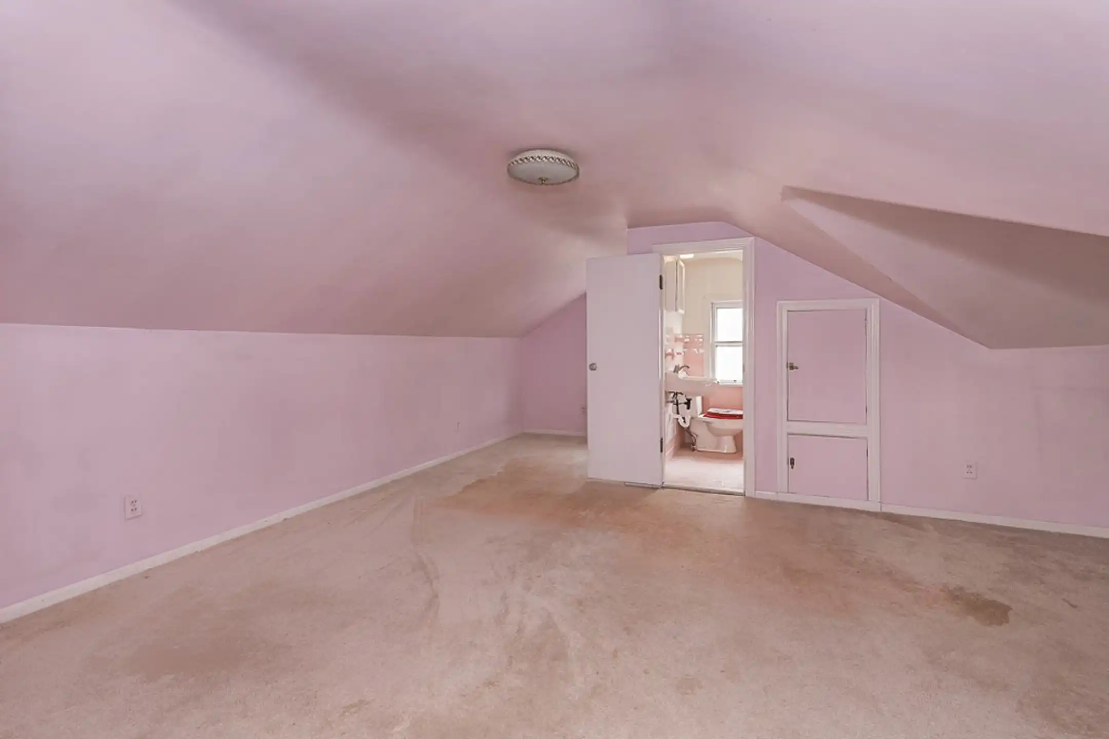 1624 Overbrook Rd - Lyndhurst, OH | Rent.