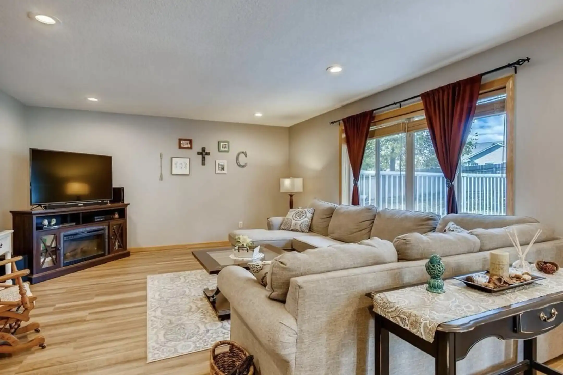 15220 Barium St NW - Ramsey, MN | Rent.