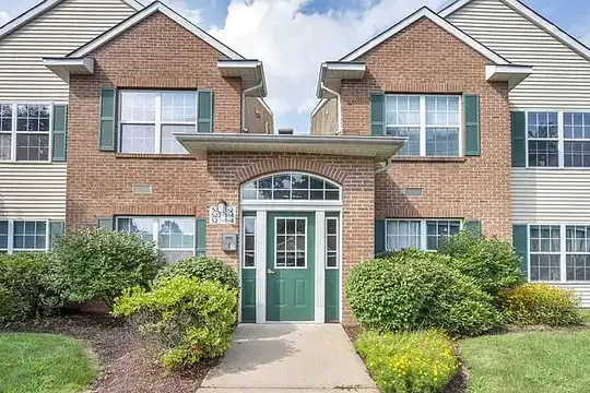 Apartments For Rent in Manchester, CT - 102 Apartments | Rent.com®