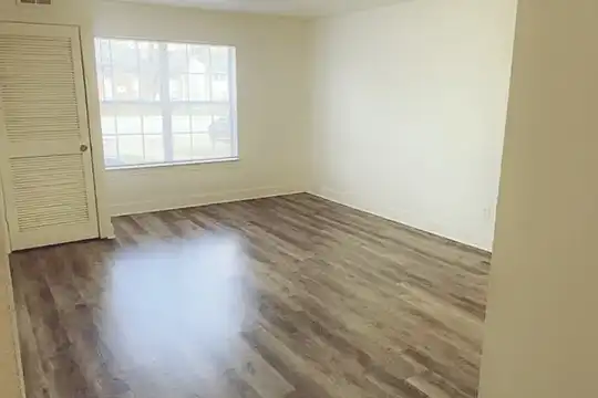 2402 - 2422 Gaslight Pl SW - Decatur, AL | Rent.