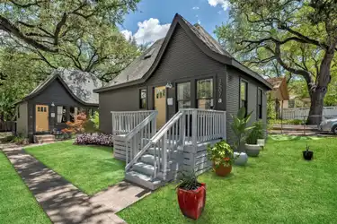 1507 Drake Ave unit A - Austin, TX | Rent.