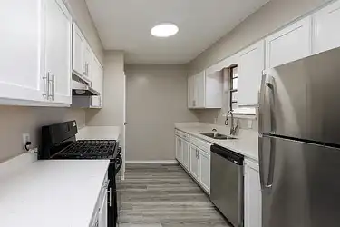 The Wren - 460 E Blackstock Rd - Spartanburg, SC | Rent.