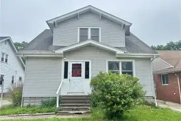 9615 Cardwell Ave #UP - Cleveland, OH | Rent.