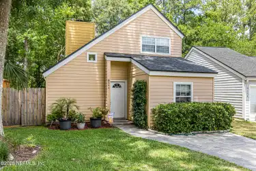 8542 Goldeneye Ln - Jacksonville, FL | Rent.