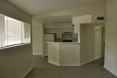 7200 W T C Jester Blvd unit 104 - Houston, TX | Rent.