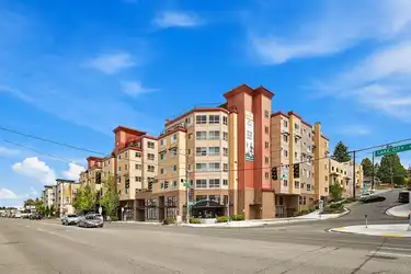 Victoria Park Senior Living Apartments - 13716 Lake City Way NE ...