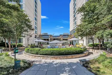 Crystal Plaza - 2111 Richmond Hwy - Arlington, VA | Rent.