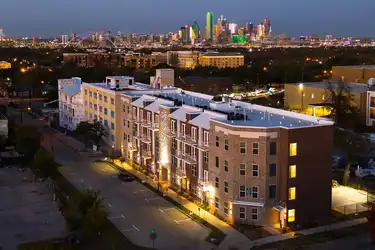 The Madison - 120 N Madison Ave - Dallas, TX | Rent.