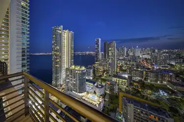 Metro Edgewater - 452 NE 31st St - Miami, FL | Rent.